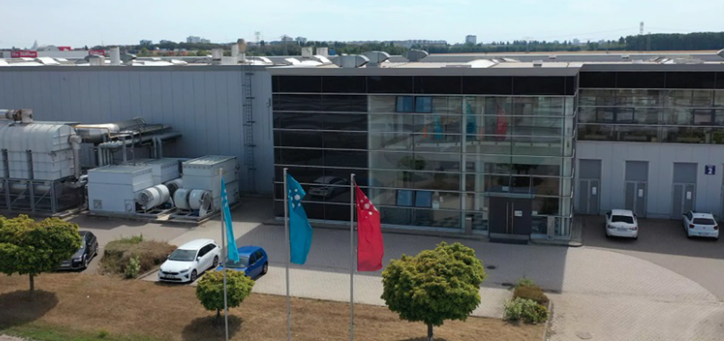 Ricoh Highspeed-Inkjet-Rollendrucksystem Pro VC80000 für Sattler-Media-Group | Ricoh Schweiz